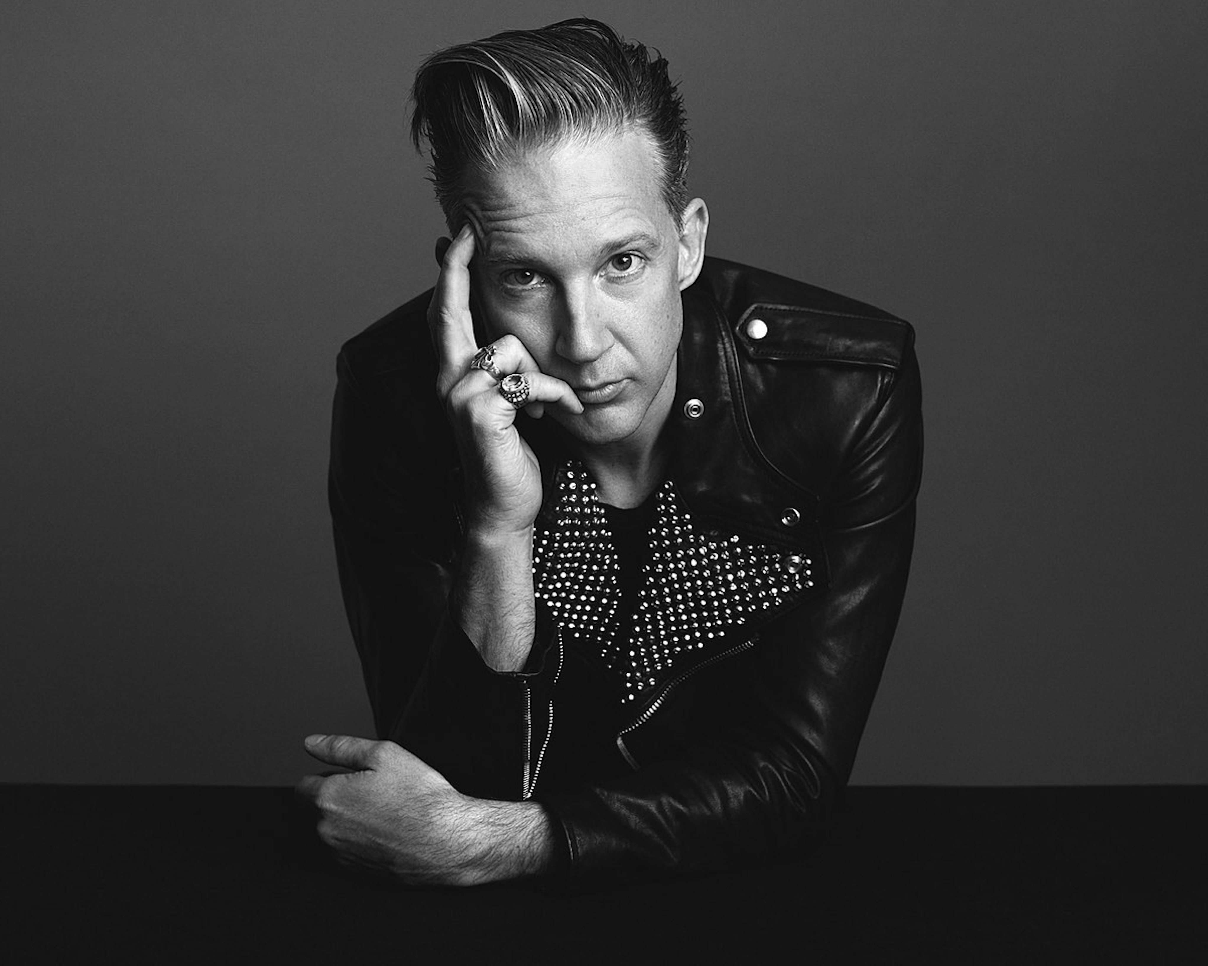 Jefferson Hack - Squared Circles